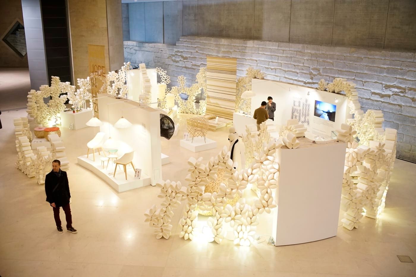 Róng Design Exhibit - róng design library